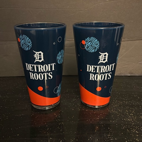 Dining | Detroit Roots Plastic Pepsi Cups Set Of 2 | Poshmark